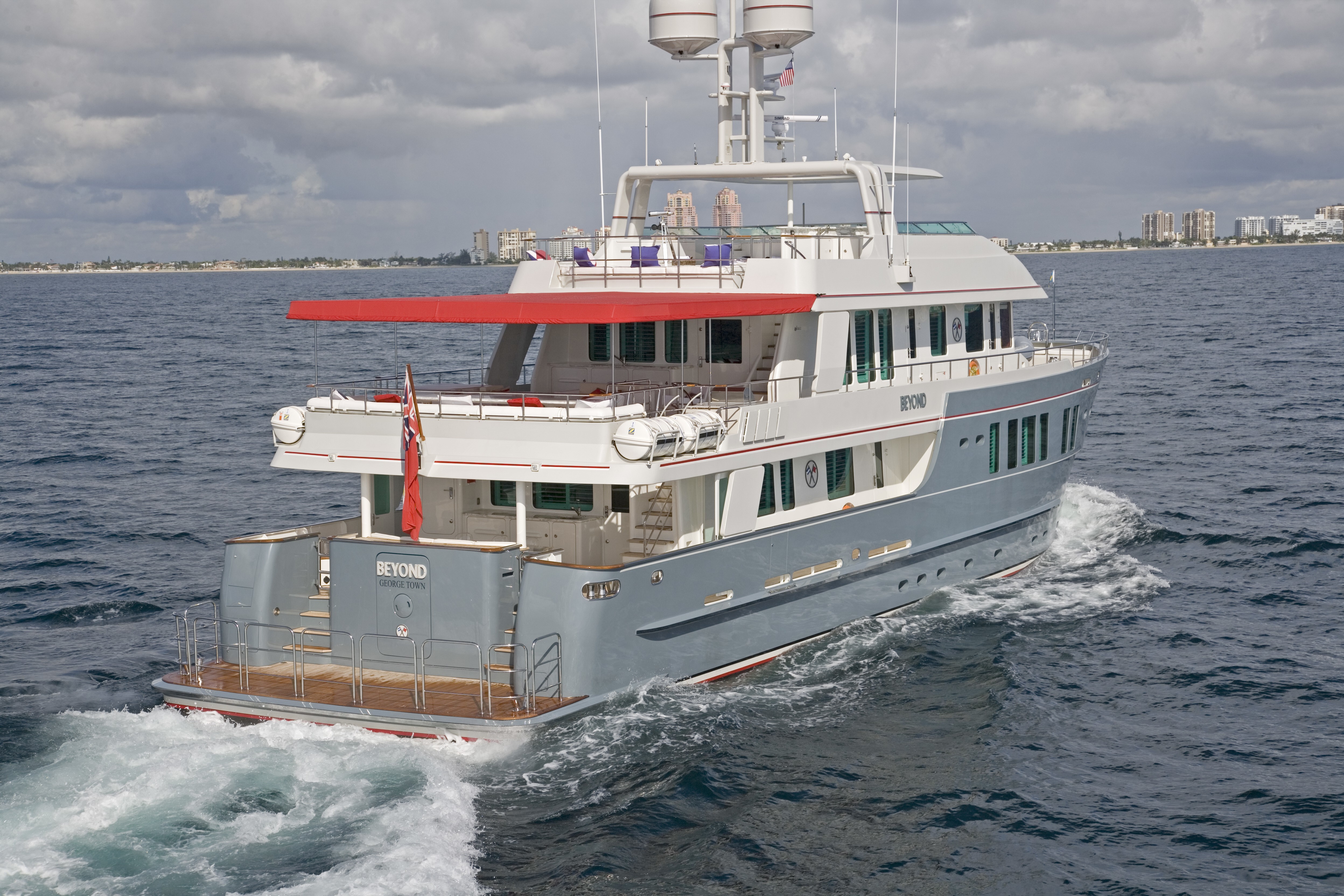Yacht ZULU, INACE Explorer Boat | CHARTERWORLD Luxury Superyacht Charters
